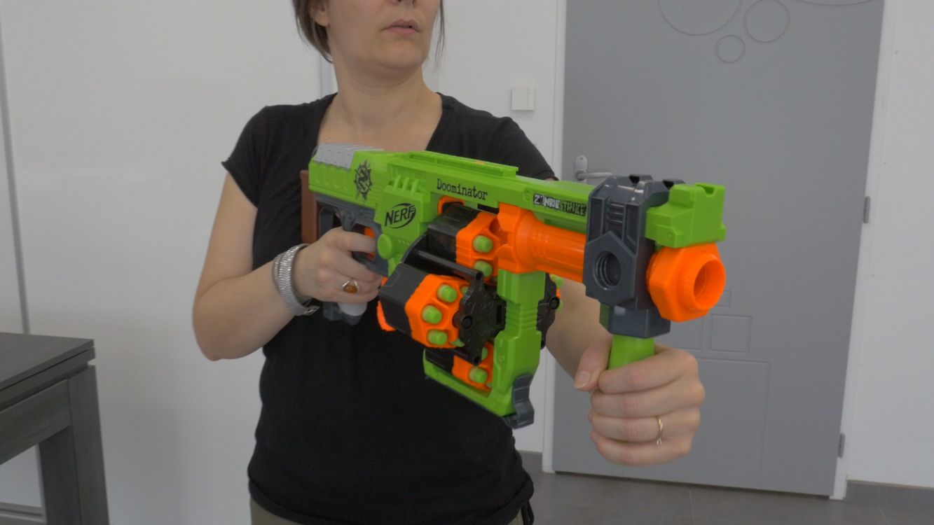 Hasbro Nerf Zombie Strike Doominator - Comparer avec Touslesprix.com